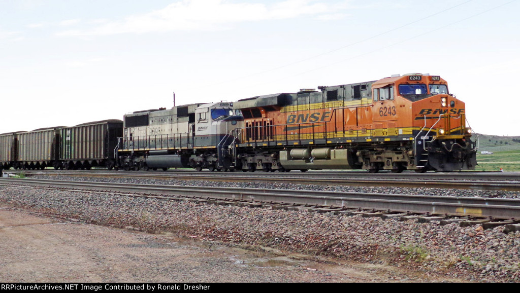 BNSF 6243